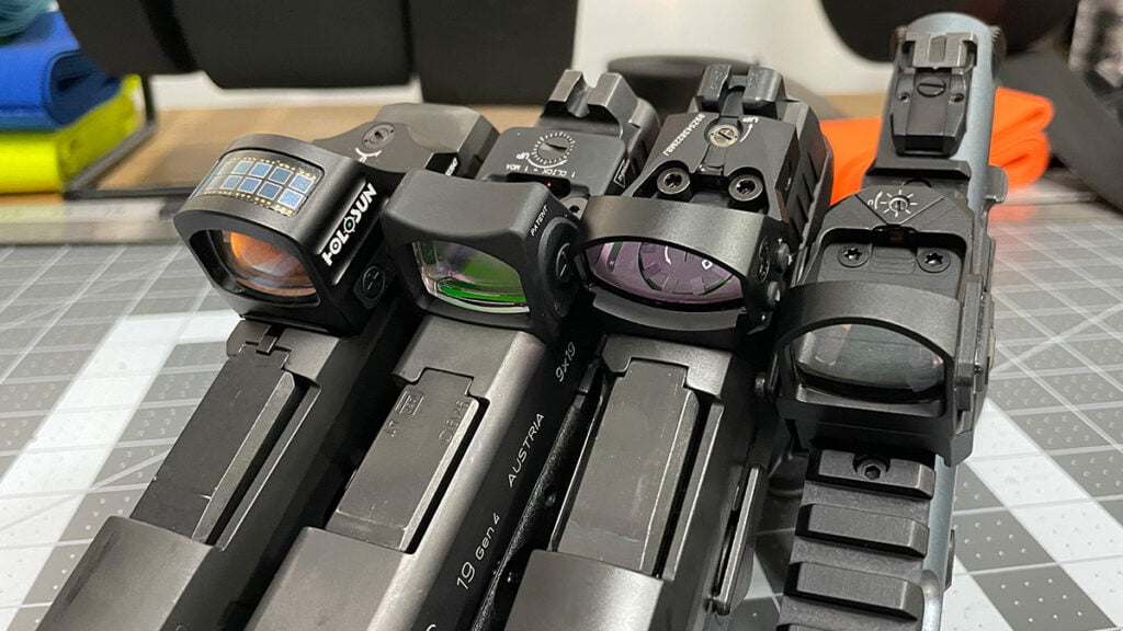 10 Best Pistol Red Dot | Budget and Military Tier List 10 Best Pistol Red Dot | Budget and Military Tier List